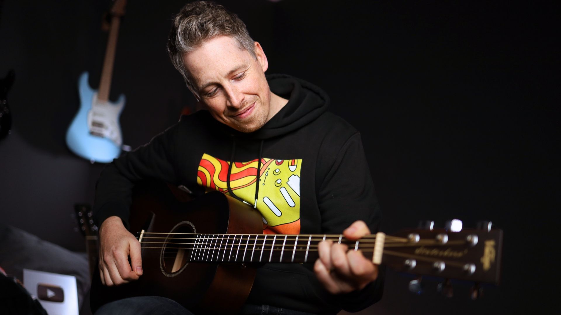 Starting guitar from scratch? Here's what to know! | Guitar Club