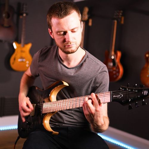 James Phillips | Guitar Club